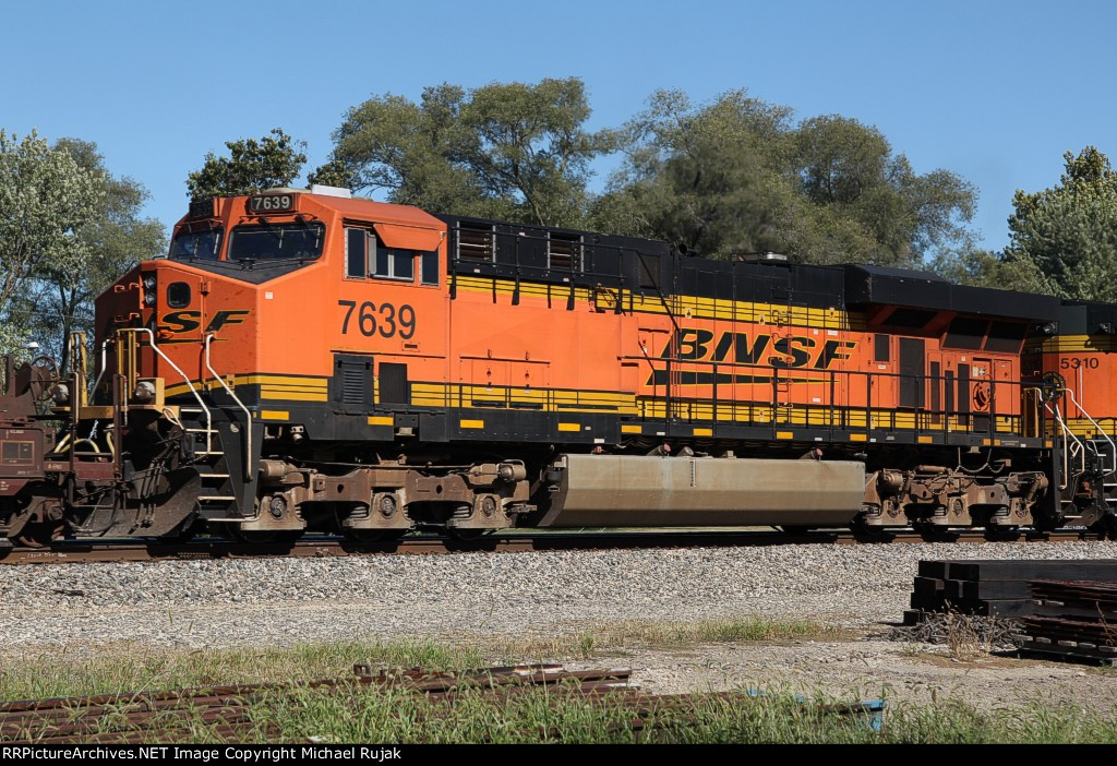 BNSF 7639